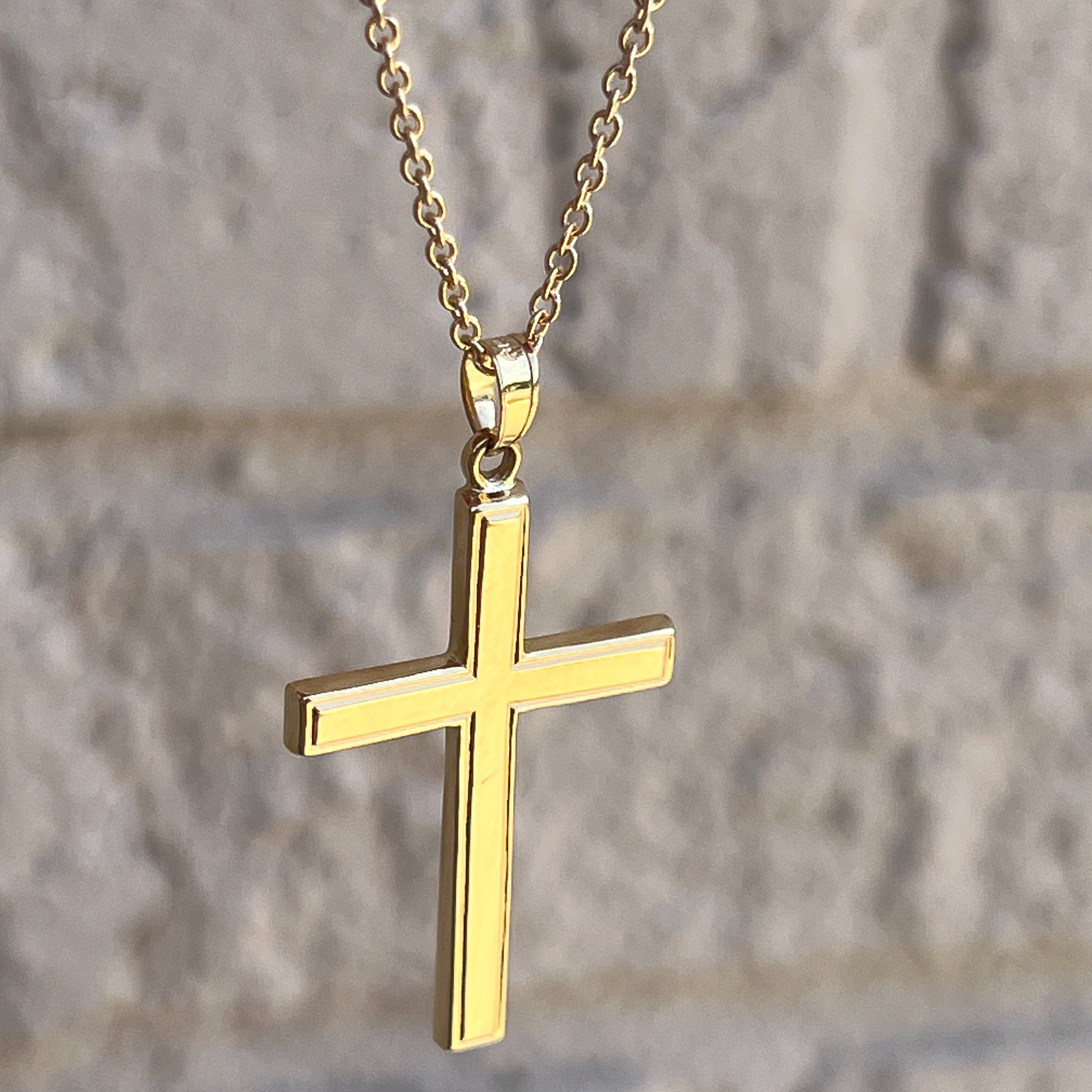 14K GOLD PLAIN REVERSIBLE CROSS PENDANT | Cross + Crown